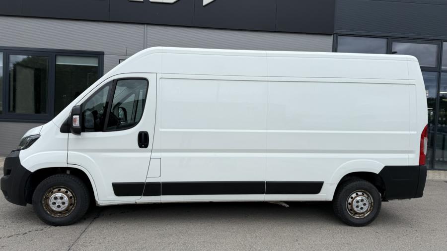Balts Peugeot Boxer 2021 Rīga, ar dzinēja tilpumu 2.20 L un nobraukumu 187 tūkst. km par 1250000 €, foto 1 vietnē AUTOMOTO.COM.LV
