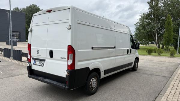 Balts Peugeot Boxer 2021 Rīga, ar dzinēja tilpumu 2.20 L un nobraukumu 187 tūkst. km par 1250000 €, foto 3 vietnē AUTOMOTO.COM.LV