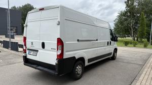 Balts Peugeot Boxer 2021 Rīga, ar dzinēja tilpumu 2.20 L un nobraukumu 187 tūkst. km par 1250000 €, foto 4 vietnē AUTOMOTO.COM.LV