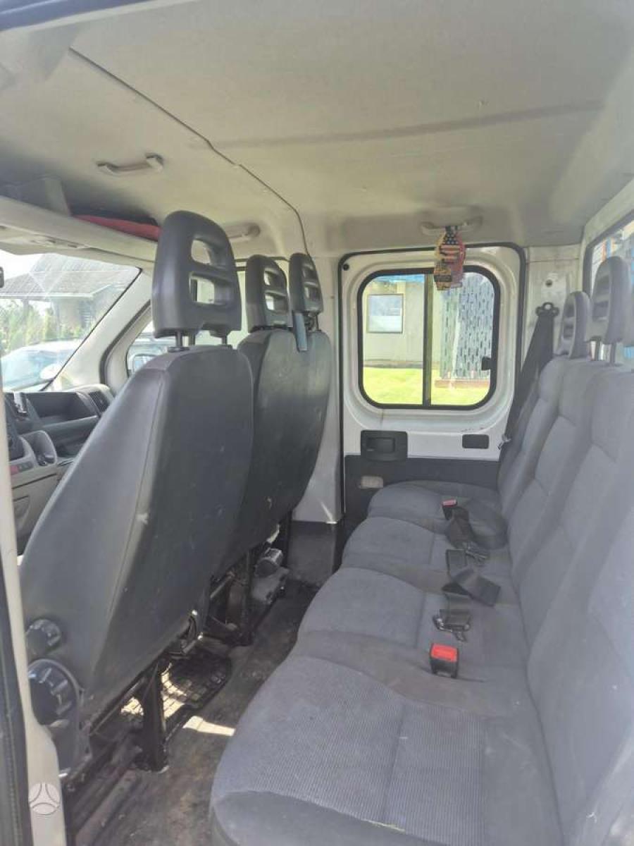 White Peugeot Boxer 2010 in Vilnius, with an engine capacity of 2.20 L and mileage of 245 thousand km for 3100 €, photo 7 on AUTOMOTO.COM.LV