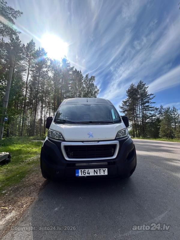 Balts Peugeot Boxer 2021 Rakvere, ar dzinēja tilpumu 2.20 L un nobraukumu 180 tūkst. km par 13000 €, foto 6 vietnē AUTOMOTO.COM.LV