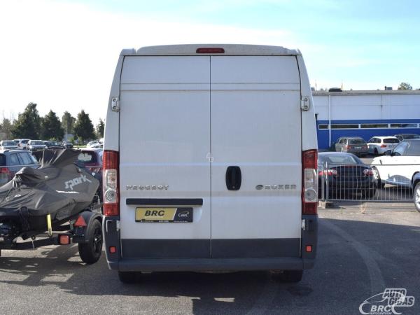 Balts Peugeot Boxer 2014 Rīga, ar dzinēja tilpumu 2.20 L un nobraukumu 239 tūkst. km par 3900 €, foto 5 vietnē AUTOMOTO.COM.LV