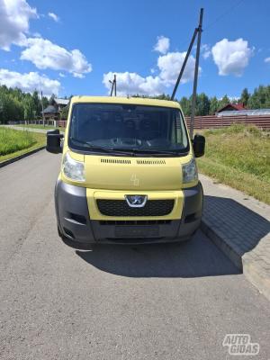 Yellow Peugeot Boxer 2011 in Kelme, with an engine capacity of 2.20 L and mileage of 280 thousand km for 6500 €, photo 5 on AUTOMOTO.COM.LV