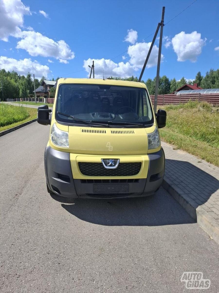 Yellow Peugeot Boxer 2011 in Kelme, with an engine capacity of 2.20 L and mileage of 280 thousand km for 6500 €, photo 5 on AUTOMOTO.COM.LV