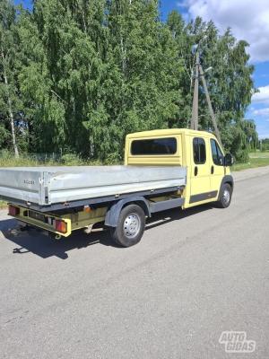 Yellow Peugeot Boxer 2011 in Kelme, with an engine capacity of 2.20 L and mileage of 280 thousand km for 6500 €, photo 6 on AUTOMOTO.COM.LV