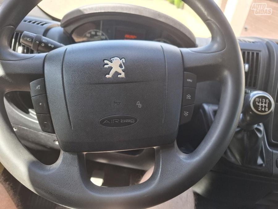 Yellow Peugeot Boxer 2011 in Kelme, with an engine capacity of 2.20 L and mileage of 280 thousand km for 6500 €, photo 16 on AUTOMOTO.COM.LV