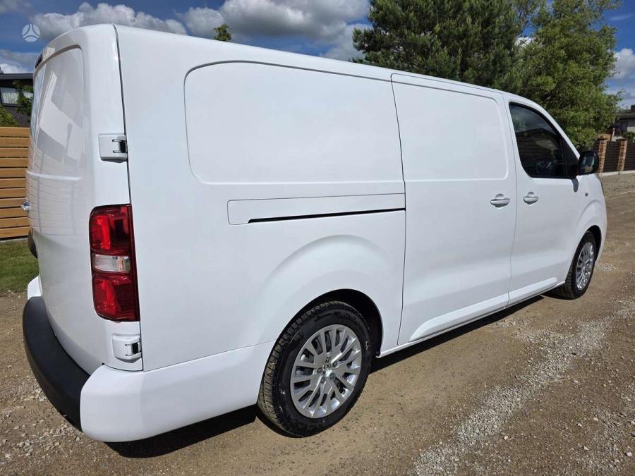 White Peugeot e-Expert 2024 in Siauliai, with an engine capacity of 0.00 L and mileage of 4 thousand km for 28500 €, photo 8 on AUTOMOTO.COM.LV