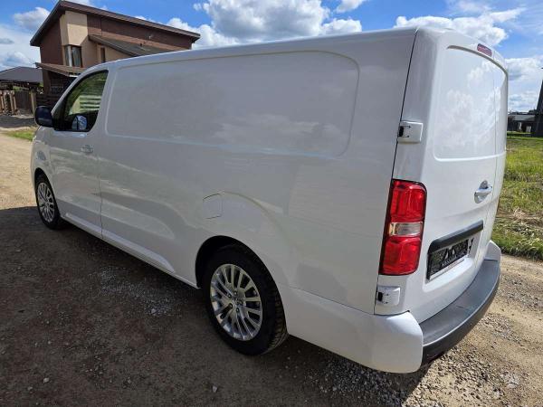 White Peugeot e-Expert 2024 in Siauliai, with an engine capacity of 0.00 L and mileage of 4 thousand km for 28500 €, photo 8 on AUTOMOTO.COM.LV