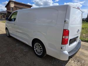 White Peugeot e-Expert 2024 in Siauliai, with an engine capacity of 0.00 L and mileage of 4 thousand km for 28500 €, photo 9 on AUTOMOTO.COM.LV