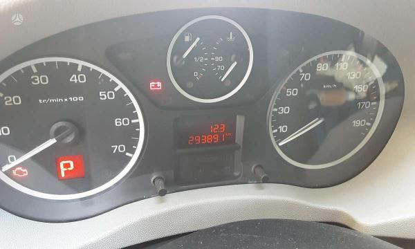 Black Peugeot Expert 2012 in Klaipeda, with an engine capacity of 2.00 L and mileage of 294 thousand km for 8500 €, photo 7 on AUTOMOTO.COM.LV