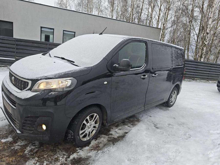 Black Peugeot Expert 2017 in Vilnius, with an engine capacity of 2.00 L and mileage of 400 thousand km for 9000 €, photo 1 on AUTOMOTO.COM.LV