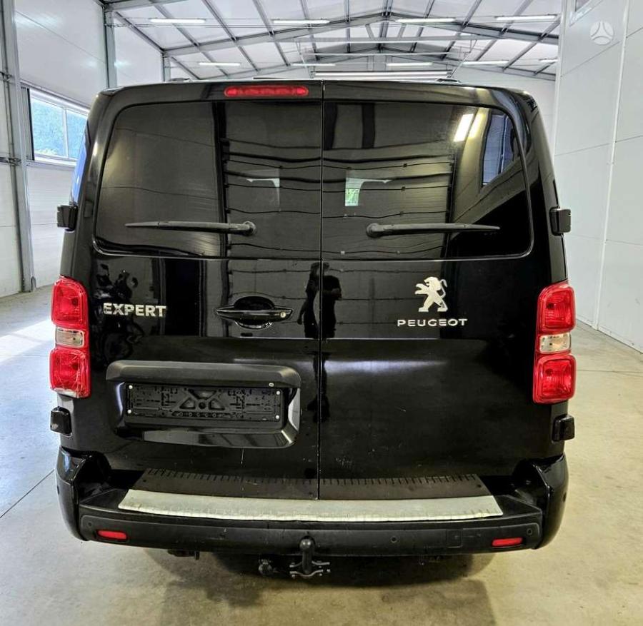 Melns Peugeot Expert 2018 Marijampole, ar dzinēja tilpumu 2.00 L un nobraukumu 257 tūkst. km par 6300 €, foto 6 vietnē AUTOMOTO.COM.LV
