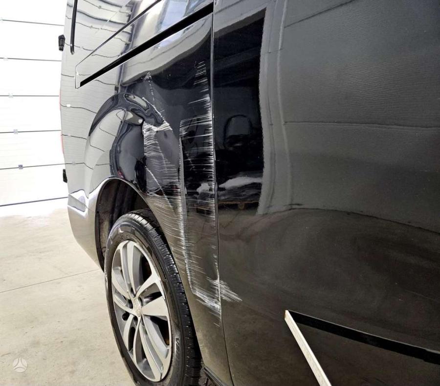 Melns Peugeot Expert 2018 Marijampole, ar dzinēja tilpumu 2.00 L un nobraukumu 257 tūkst. km par 6300 €, foto 9 vietnē AUTOMOTO.COM.LV
