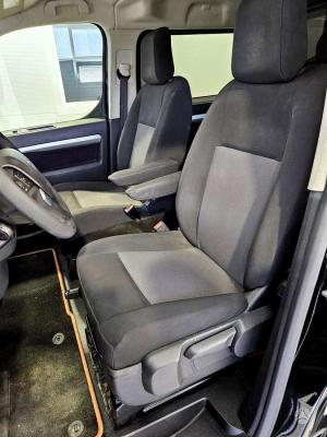 Melns Peugeot Expert 2018 Marijampole, ar dzinēja tilpumu 2.00 L un nobraukumu 257 tūkst. km par 6300 €, foto 21 vietnē AUTOMOTO.COM.LV