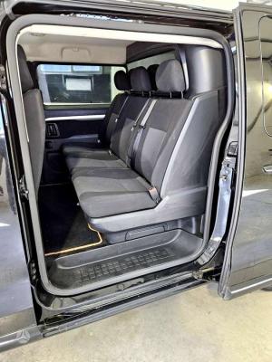 Melns Peugeot Expert 2018 Marijampole, ar dzinēja tilpumu 2.00 L un nobraukumu 257 tūkst. km par 6300 €, foto 28 vietnē AUTOMOTO.COM.LV