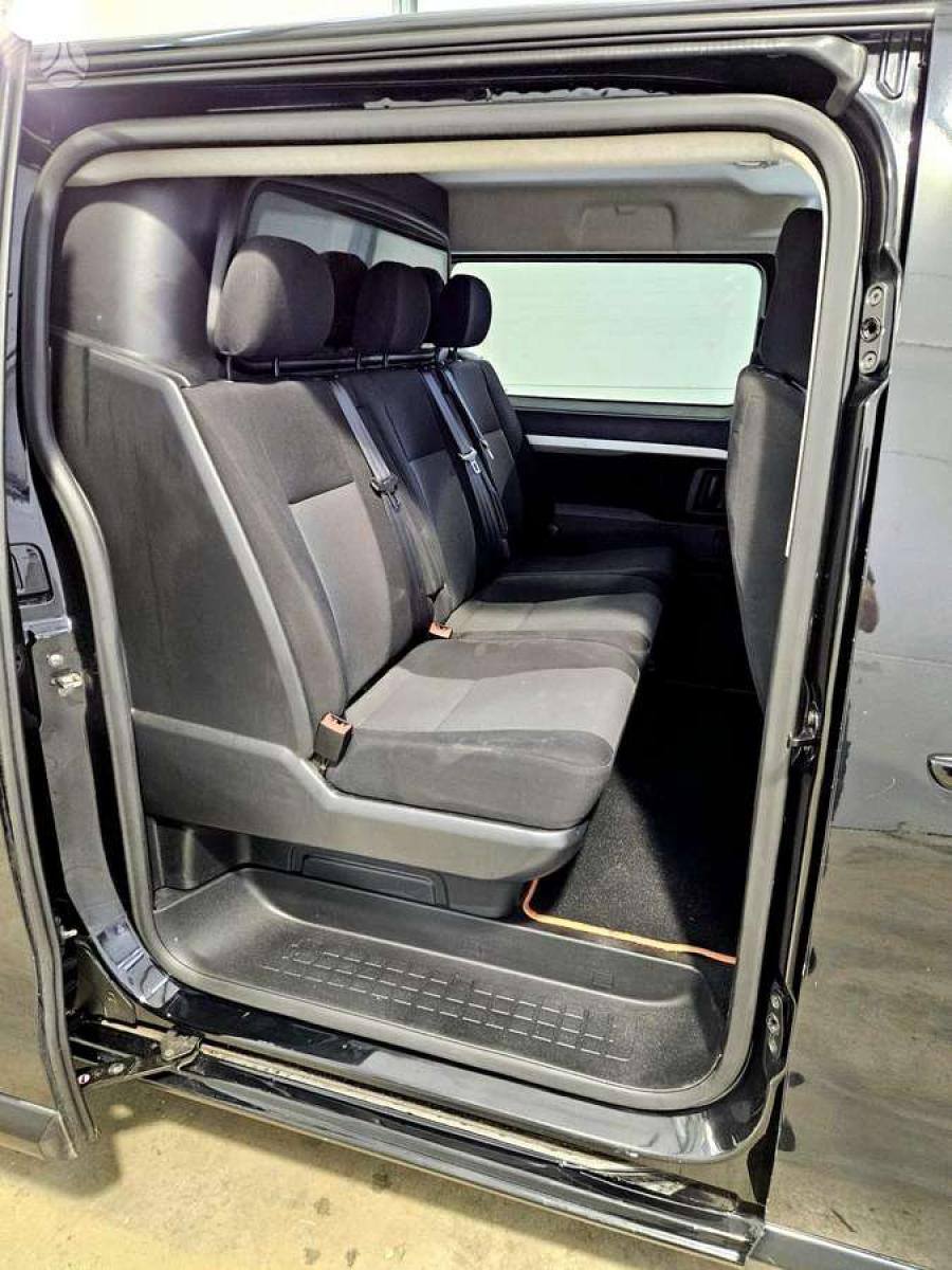 Melns Peugeot Expert 2018 Marijampole, ar dzinēja tilpumu 2.00 L un nobraukumu 257 tūkst. km par 6300 €, foto 29 vietnē AUTOMOTO.COM.LV
