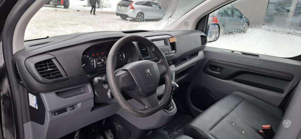 Melns Peugeot Expert 2020 Tauragė, ar dzinēja tilpumu 1.50 L un nobraukumu 217 tūkst. km par 7600 €, foto 7 vietnē AUTOMOTO.COM.LV