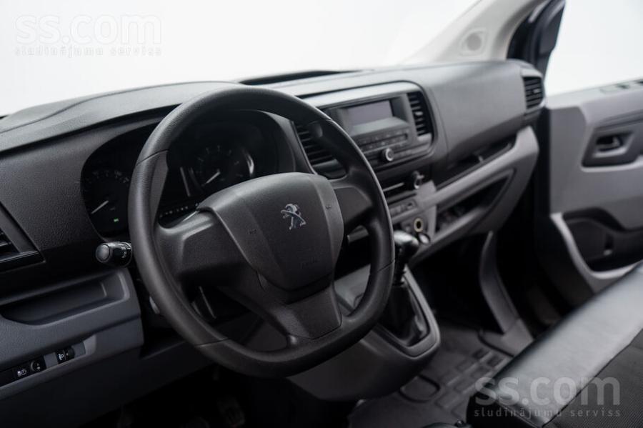 Black Peugeot Expert 2019 in Tallinn, with an engine capacity of 1.60 L and mileage of 185 thousand km for 9998 €, photo 9 on AUTOMOTO.COM.LV