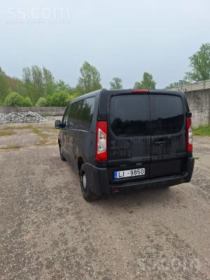 Melns Peugeot Expert 2010 Liepāja, ar dzinēja tilpumu 2.00 L un nobraukumu 436 tūkst. km par 2500 €, foto 2 vietnē AUTOMOTO.COM.LV