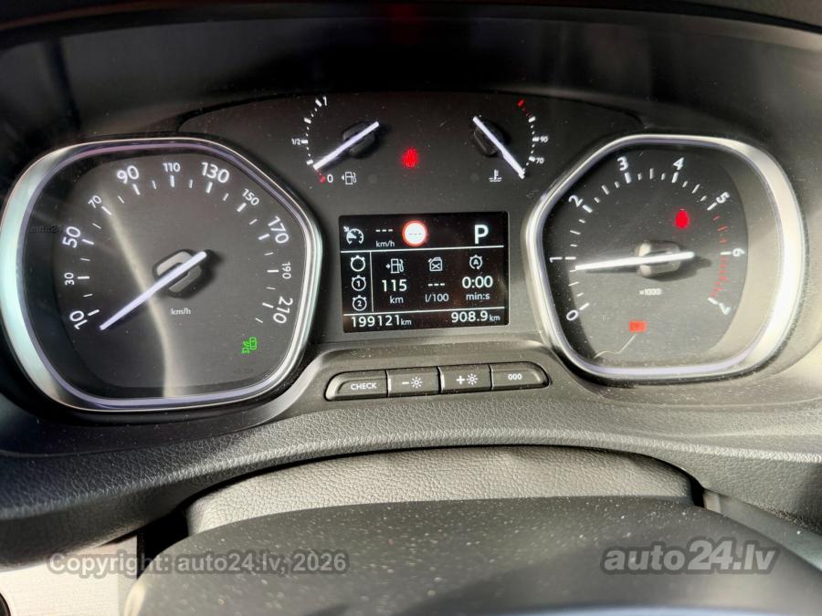 Black Peugeot Expert 2019 in Tartu, with an engine capacity of 2.00 L and mileage of 199 thousand km for 21900 €, photo 20 on AUTOMOTO.COM.LV