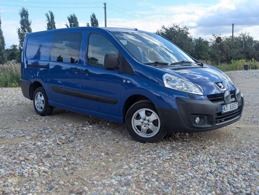 Blue Peugeot Expert 2012 in Kaunas, with an engine capacity of 2.00 L and mileage of 120 thousand km for 4950 €, photo 3 on AUTOMOTO.COM.LV
