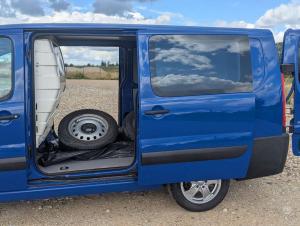 Blue Peugeot Expert 2012 in Kaunas, with an engine capacity of 2.00 L and mileage of 120 thousand km for 4950 €, photo 13 on AUTOMOTO.COM.LV