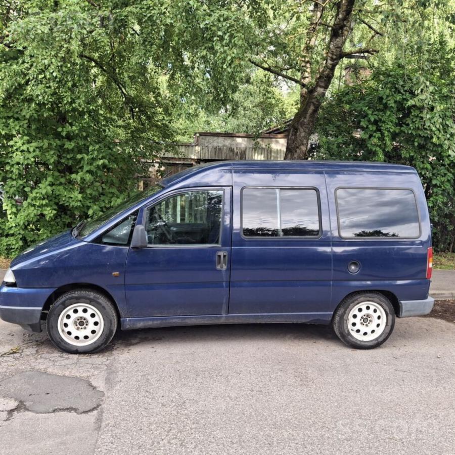 Zils Peugeot Expert 1997 Rīga, ar dzinēja tilpumu 1.90 L un nobraukumu 286 tūkst. km par 1900 €, foto 3 vietnē AUTOMOTO.COM.LV