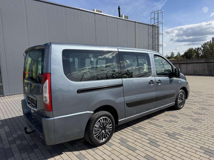 Pelēks Peugeot Expert 2015 Šauļi, ar dzinēja tilpumu 2.00 L un nobraukumu 273 tūkst. km par 7500 €, foto 3 vietnē AUTOMOTO.COM.LV