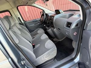 Pelēks Peugeot Expert 2015 Šauļi, ar dzinēja tilpumu 2.00 L un nobraukumu 273 tūkst. km par 7500 €, foto 10 vietnē AUTOMOTO.COM.LV