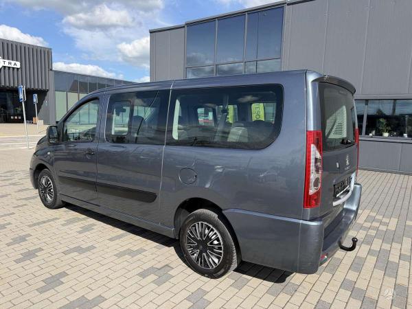 Grey Peugeot Expert 2015 in Siauliai, with an engine capacity of 2.00 L and mileage of 271 thousand km for 7450 €, photo 5 on AUTOMOTO.COM.LV