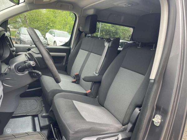Pelēks Peugeot Expert 2018 Kauņa, ar dzinēja tilpumu 2.00 L un nobraukumu 265 tūkst. km par 8800 €, foto 5 vietnē AUTOMOTO.COM.LV