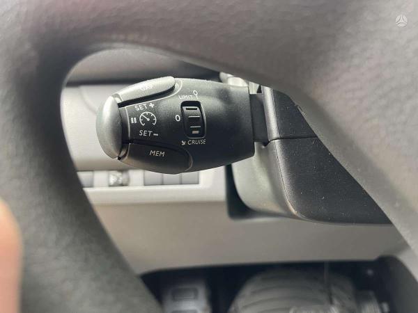 Pelēks Peugeot Expert 2018 Kauņa, ar dzinēja tilpumu 2.00 L un nobraukumu 265 tūkst. km par 8800 €, foto 8 vietnē AUTOMOTO.COM.LV