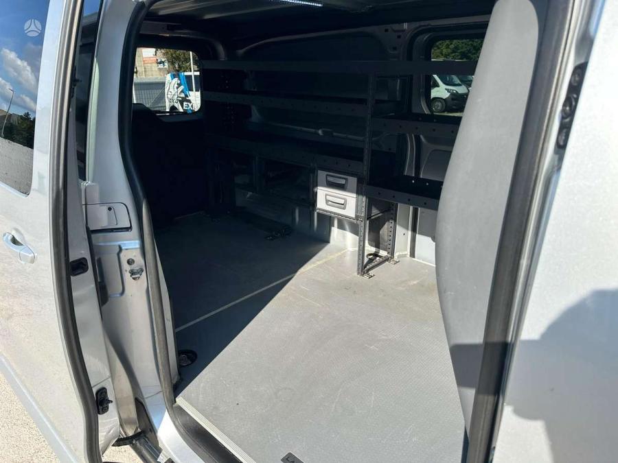 Grey Peugeot Expert 2019 in Telschi, with an engine capacity of 2.00 L and mileage of 172 thousand km for 9900 €, photo 20 on AUTOMOTO.COM.LV
