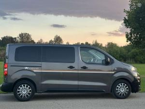 Grey Peugeot Expert 2019 in Siauliai, with an engine capacity of 1.50 L and mileage of 266 thousand km for 13450 €, photo 11 on AUTOMOTO.COM.LV