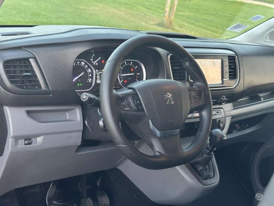 Grey Peugeot Expert 2019 in Siauliai, with an engine capacity of 1.50 L and mileage of 266 thousand km for 13450 €, photo 20 on AUTOMOTO.COM.LV
