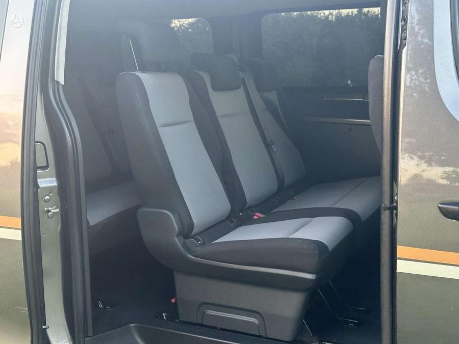 Grey Peugeot Expert 2019 in Siauliai, with an engine capacity of 1.50 L and mileage of 266 thousand km for 13450 €, photo 26 on AUTOMOTO.COM.LV