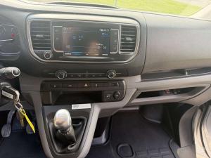 Pelēks Peugeot Expert 2019 Skaudvilė, ar dzinēja tilpumu 2.00 L un nobraukumu 116 tūkst. km par 11900 €, foto 18 vietnē AUTOMOTO.COM.LV