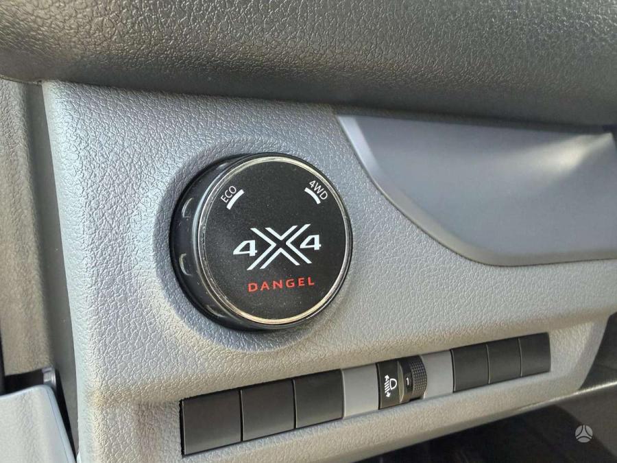 Pelēks Peugeot Expert 2019 Skaudvilė, ar dzinēja tilpumu 2.00 L un nobraukumu 116 tūkst. km par 11900 €, foto 19 vietnē AUTOMOTO.COM.LV