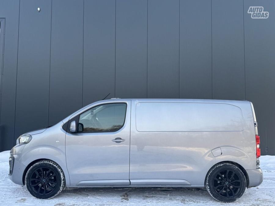 Grey Peugeot Expert 2021 in Panevezys, with an engine capacity of 2.00 L and mileage of 286 thousand km for 9999 €, photo 7 on AUTOMOTO.COM.LV