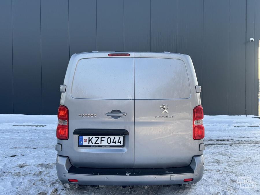 Grey Peugeot Expert 2021 in Panevezys, with an engine capacity of 2.00 L and mileage of 286 thousand km for 9999 €, photo 10 on AUTOMOTO.COM.LV