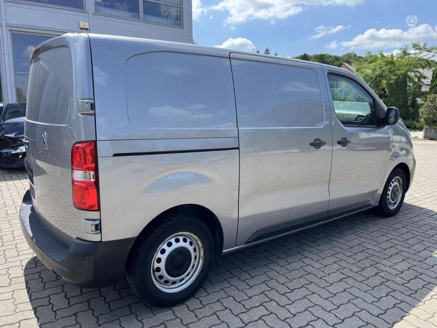 Grey Peugeot Expert 2021 in Alytus, with an engine capacity of 1.50 L and mileage of 189 thousand km for 9438 €, photo 4 on AUTOMOTO.COM.LV