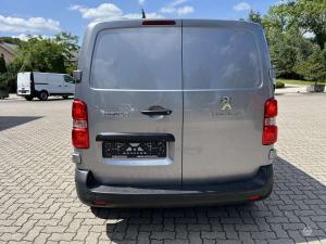Grey Peugeot Expert 2021 in Alytus, with an engine capacity of 1.50 L and mileage of 189 thousand km for 9438 €, photo 8 on AUTOMOTO.COM.LV