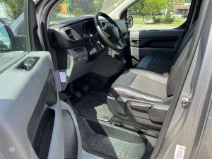 Grey Peugeot Expert 2021 in Alytus, with an engine capacity of 1.50 L and mileage of 189 thousand km for 9438 €, photo 9 on AUTOMOTO.COM.LV