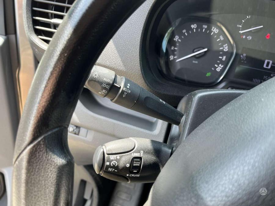 Grey Peugeot Expert 2021 in Alytus, with an engine capacity of 1.50 L and mileage of 189 thousand km for 9438 €, photo 13 on AUTOMOTO.COM.LV