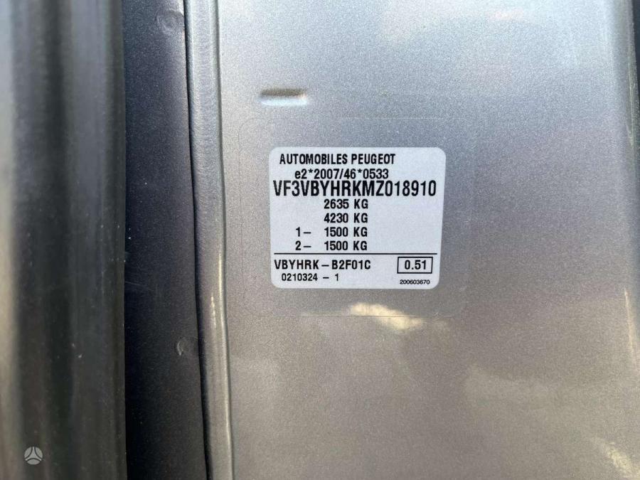 Grey Peugeot Expert 2021 in Alytus, with an engine capacity of 1.50 L and mileage of 189 thousand km for 9438 €, photo 25 on AUTOMOTO.COM.LV