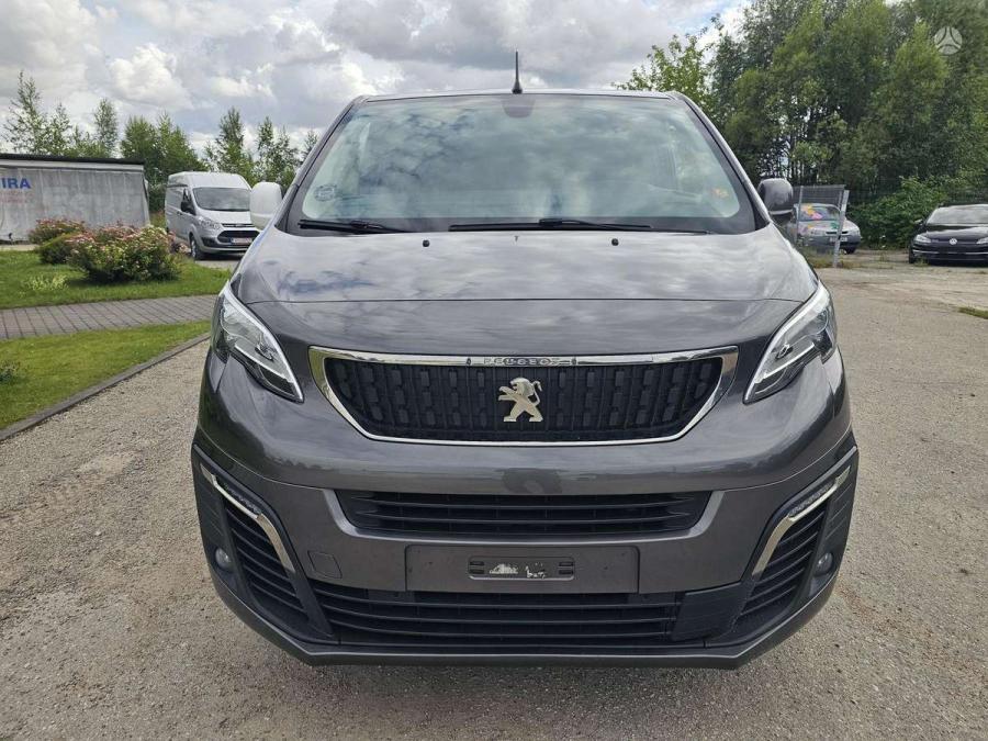 Grey Peugeot Expert 2021 in Pakruojis, with an engine capacity of 2.00 L and mileage of 167 thousand km for 8800 €, photo 3 on AUTOMOTO.COM.LV