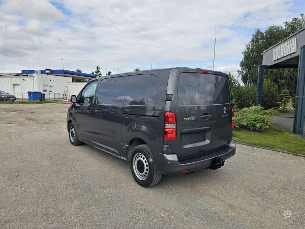 Grey Peugeot Expert 2021 in Pakruojis, with an engine capacity of 2.00 L and mileage of 167 thousand km for 8800 €, photo 5 on AUTOMOTO.COM.LV