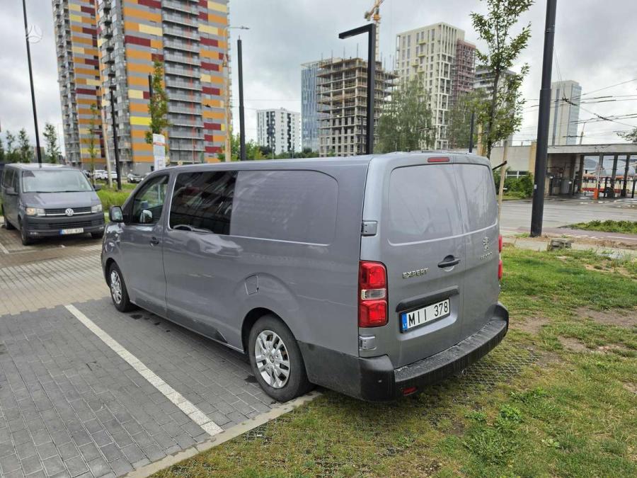 Grey Peugeot Expert 2022 in Vilnius, with an engine capacity of 2.00 L and mileage of 159 thousand km for 23595 €, photo 4 on AUTOMOTO.COM.LV