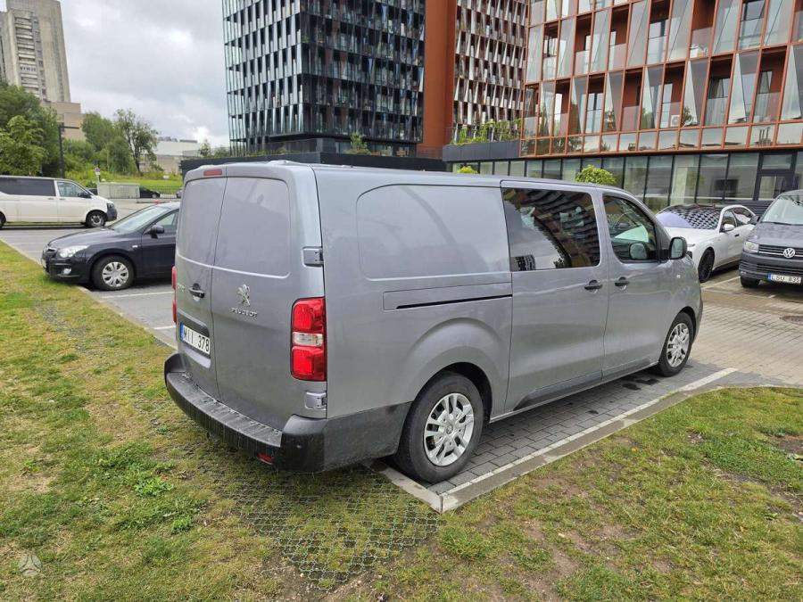 Grey Peugeot Expert 2022 in Vilnius, with an engine capacity of 2.00 L and mileage of 159 thousand km for 23595 €, photo 5 on AUTOMOTO.COM.LV
