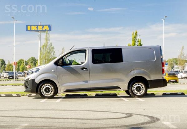 Grey Peugeot Expert 2024 in Riga, with an engine capacity of 2.00 L and mileage of 38 thousand km for 31590 €, photo 6 on AUTOMOTO.COM.LV
